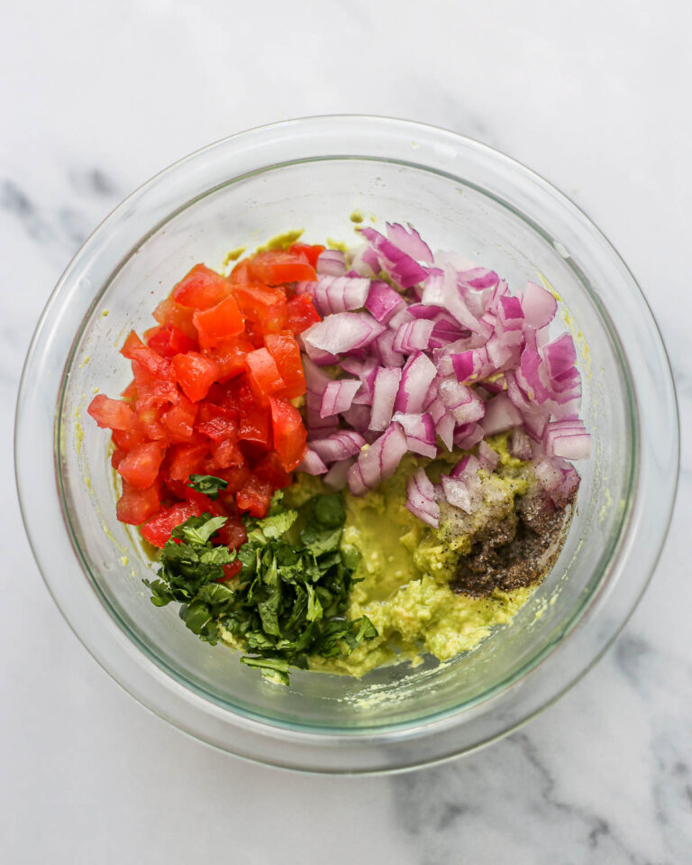 Small Batch Easy Guacamole